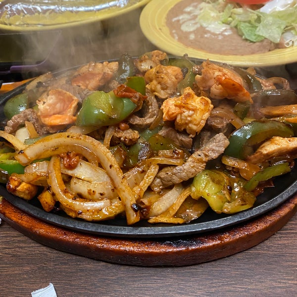El Puerto Mexican Restaurant - I65-South Emerson - 20 tips