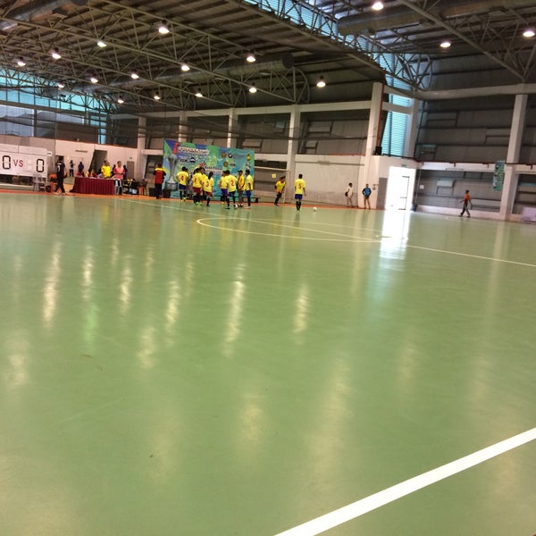 Stadium Indoor UNIMAS