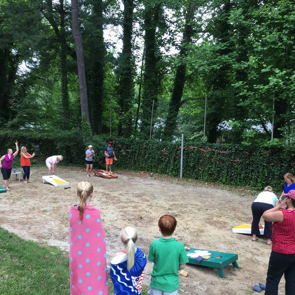 Mantua Swim and Tennis Club - 9330 Pentland Pl