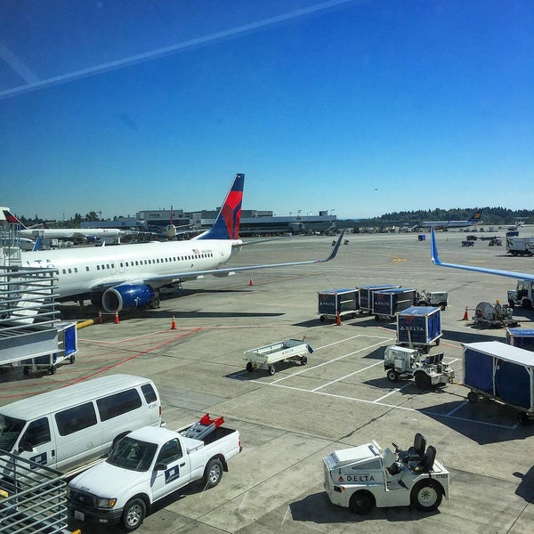 Photos at USO - Main Terminal