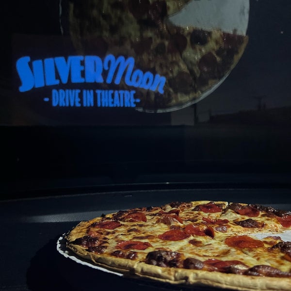 Silvermoon Drive In Theatre - Drive-in Theater in Lakeland