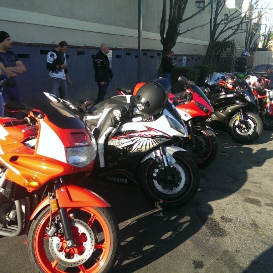 Chevron - Downtown Santa Ana - 1 tip from 297 visitors