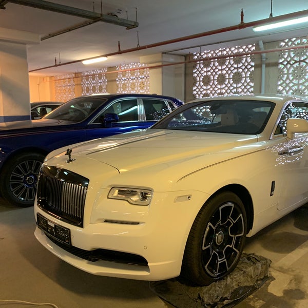 Pearl Qatar Cars