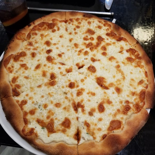 Remo's Brick Oven Pizza Company - Pizzeria in Stamford