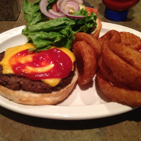 Dawson's on Main - 1464 Main St