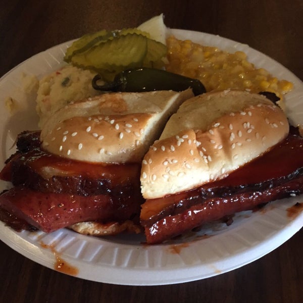 Old Smokehouse Real Pit BBQ - BBQ Joint in Oak Hills