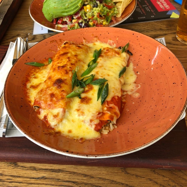 Fourways Crossing - Shopping Mall in Sandton