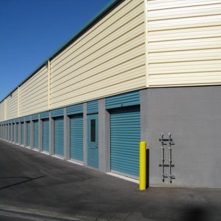 Storage West - Storage Facility