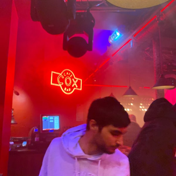 Le Cox - Hôtel-de-Ville - 23 tips from 1243 visitors