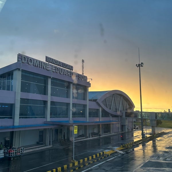 Bandara Dominique Edward Osok (SOQ) - Jl. Basuki Rahmat KM 8