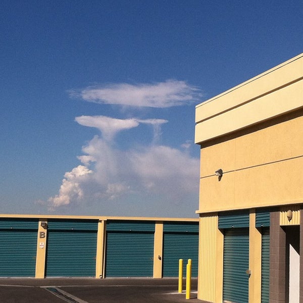 Storage West - 24 visitors