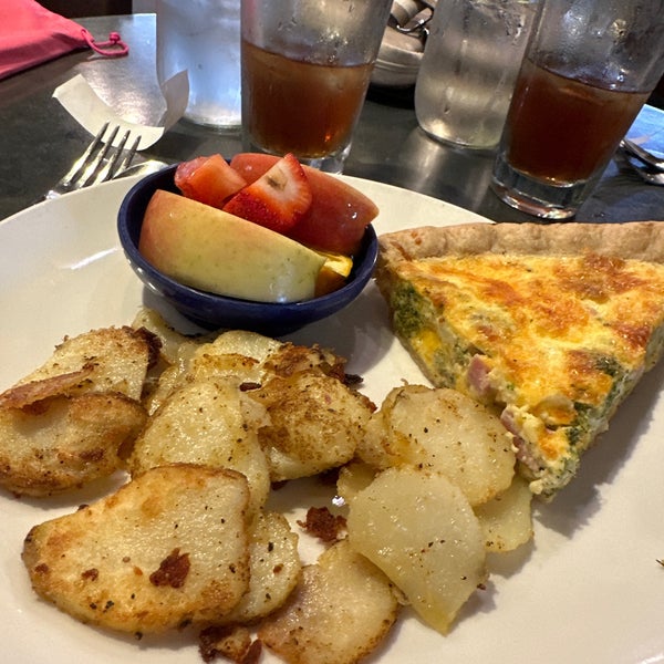 Blue Willow Restaurant - Breakfast Spot