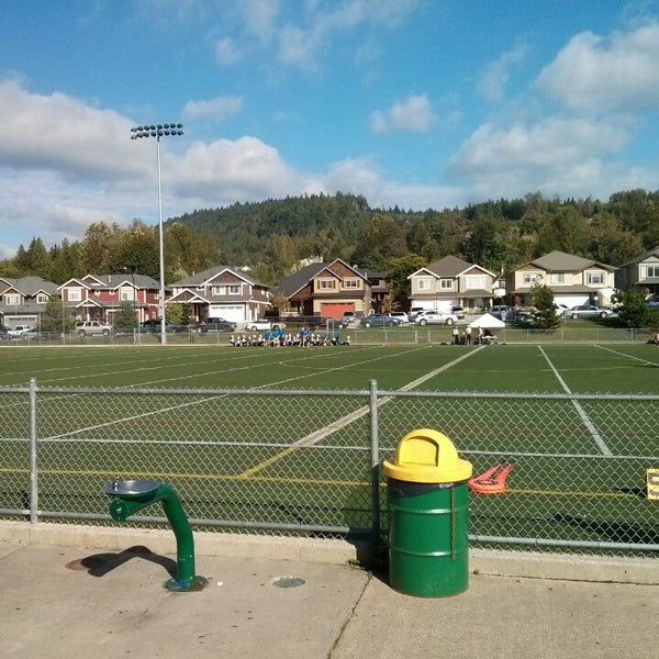 Photos at Samuel Robertson Technical Secondary - High School in Maple Ridge