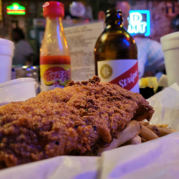 Pawleys Island Tavern - 10635 Ocean Hwy