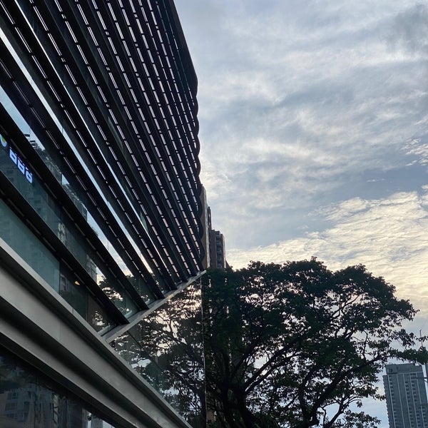 Singha Complex (สิงห์ คอมเพล็กซ์) - Structure