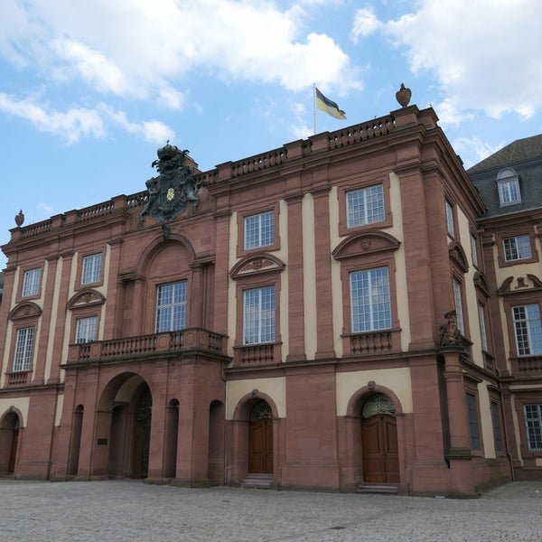 Barockschloss Mannheim - Palace in Schloßgebiet