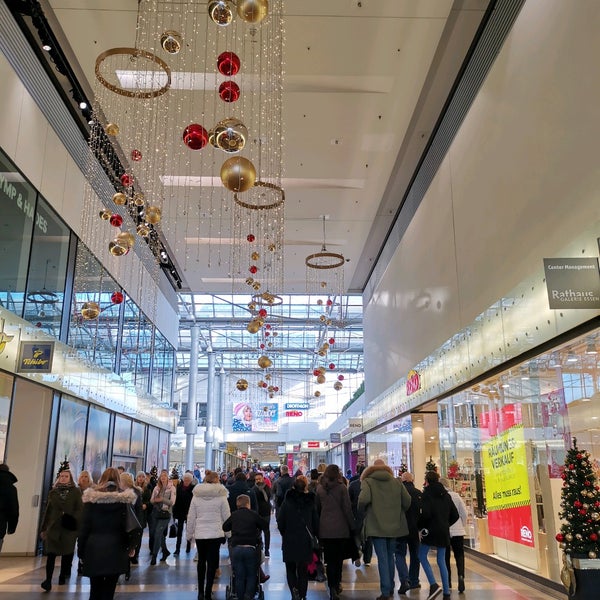 Rathaus Galerie - Shopping Mall in Essen