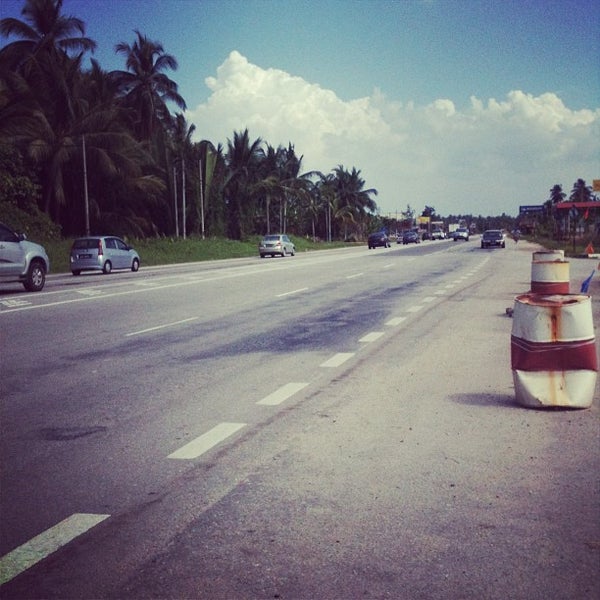 Batu 5,45500 Tanjong Karang - Structure