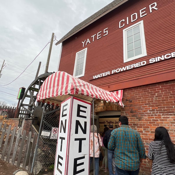 Yates Cider Mill - Rochester - 50 tips from 3648 visitors