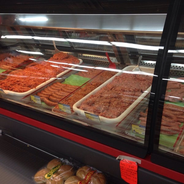 Naser's Foods - 2 tips from 147 visitors