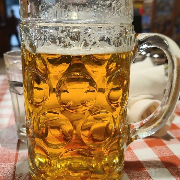 Winzer Stube - 516 2nd St #100