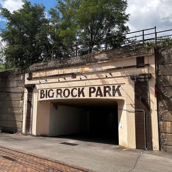 Big Rock Park - Park