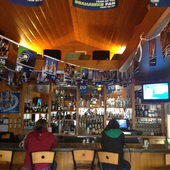 Freeland Cafe & Lounge - 1642 East Main Street