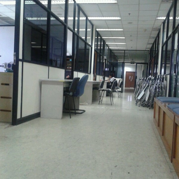 Gedung Pusat Teknologi - PT. INTI - Office