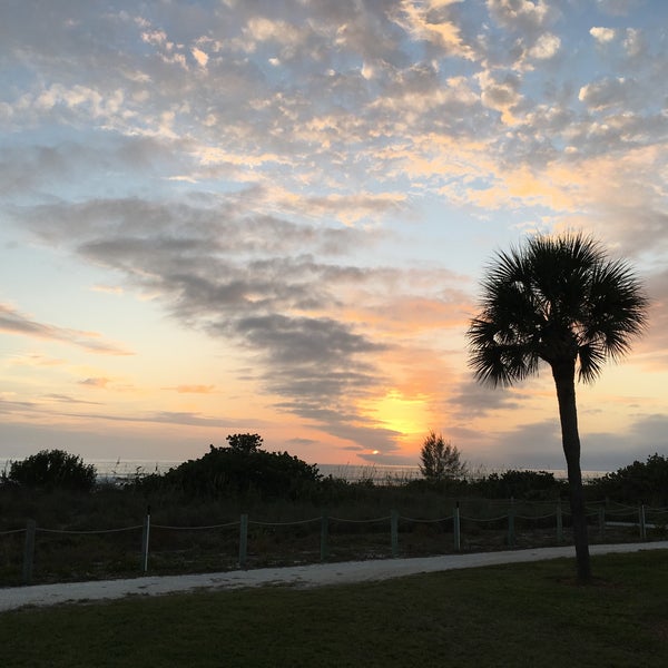 West Wind Inn - 3345 W Gulf Dr