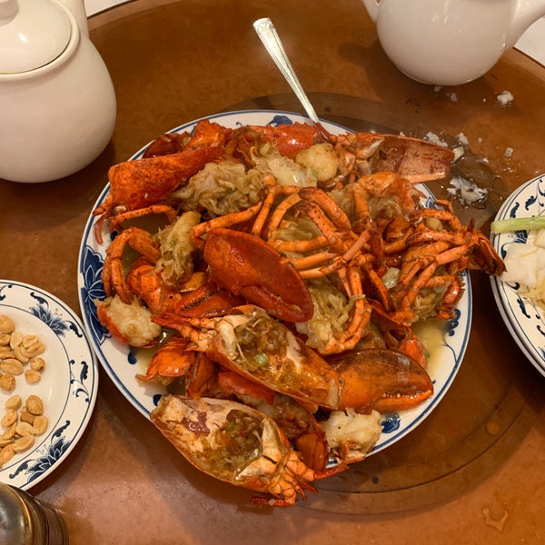 Photos at Fook Yuen Chinese Seafood Restaurant - Mccully - Moiliili ...