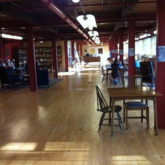 Fayetteville Free Library - Fayetteville, NY