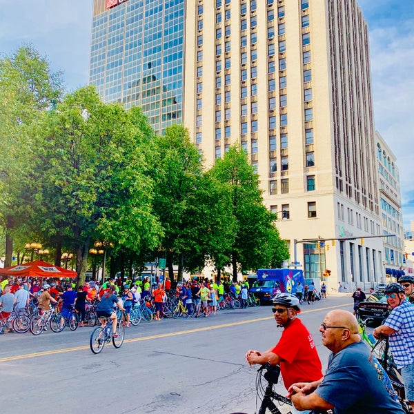 Buffalo & Erie County Public Library - Library in Central Business District
