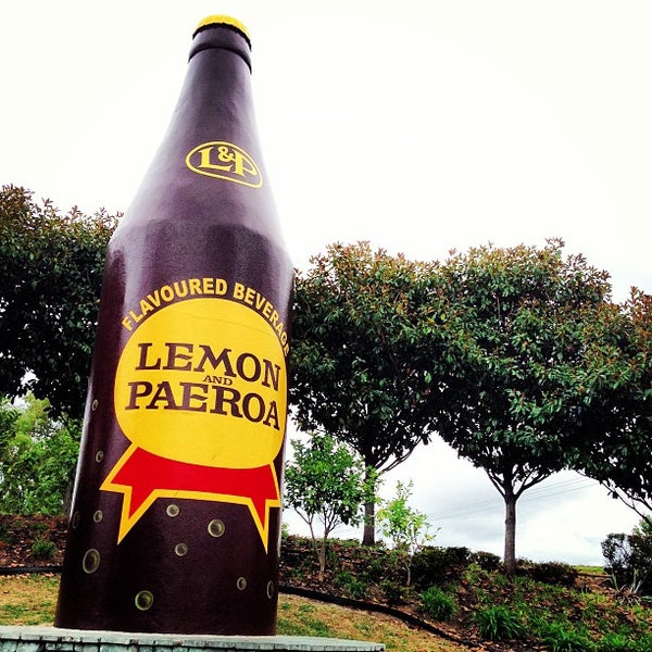 L&P Bottle - Outdoor Sculpture in Paeroa