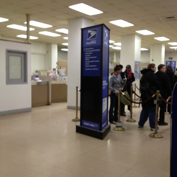 US Post Office - Bryant Station - Post Office in Midtown East