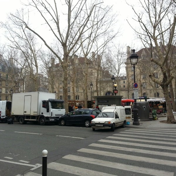 Place Monge - Plaza in Jardin des Plantes