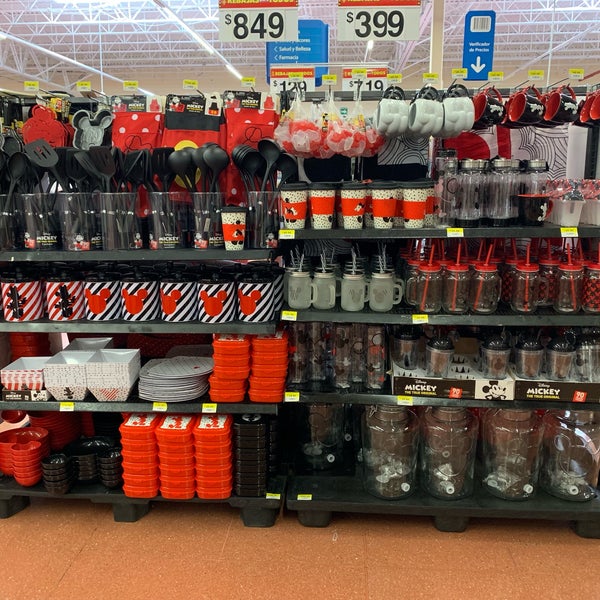 Walmart - Monterrey, Nuevo León