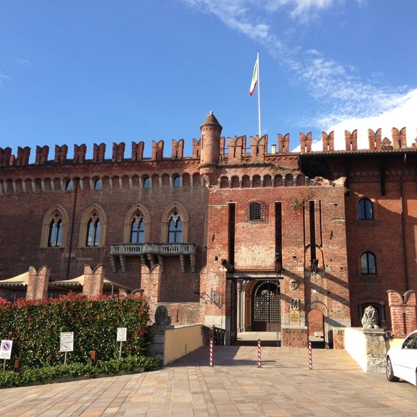 Castello di Carimate Hotel - 6 tips from 236 visitors