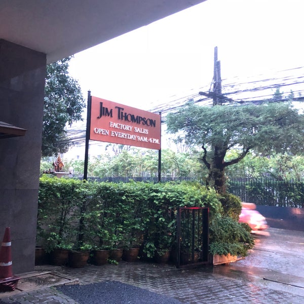 Photos at Jim Thompson Factory Sales Outlet - Boutique in พระโขนง