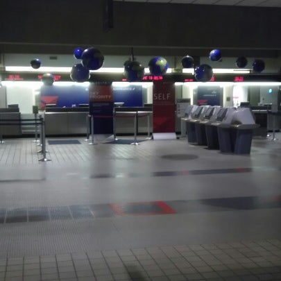 Delta Air Lines Ticket Counter - 2 tips from 584 visitors