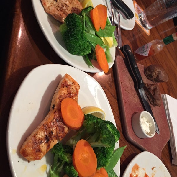 Outback Steakhouse - Steakhouse in Bloomington