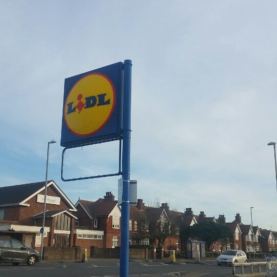 Lidl - Supermarket in Eastbourne