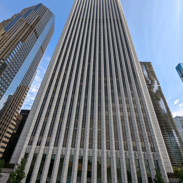 Aon Center - Office in The Loop