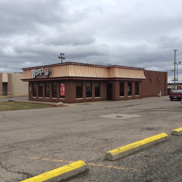 Wendy’s - Fast Food Restaurant in Madison Heights