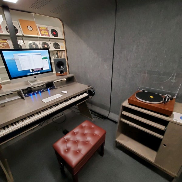 Moody Memorial Library - College Library in Baylor University