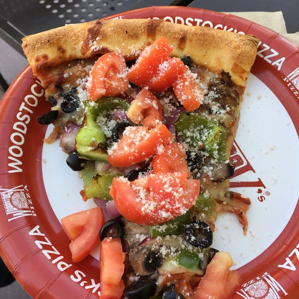 Woodstock's Pizza - Pizzeria