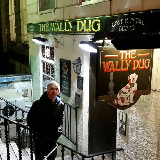 The Wally Dug - Pub in New Town