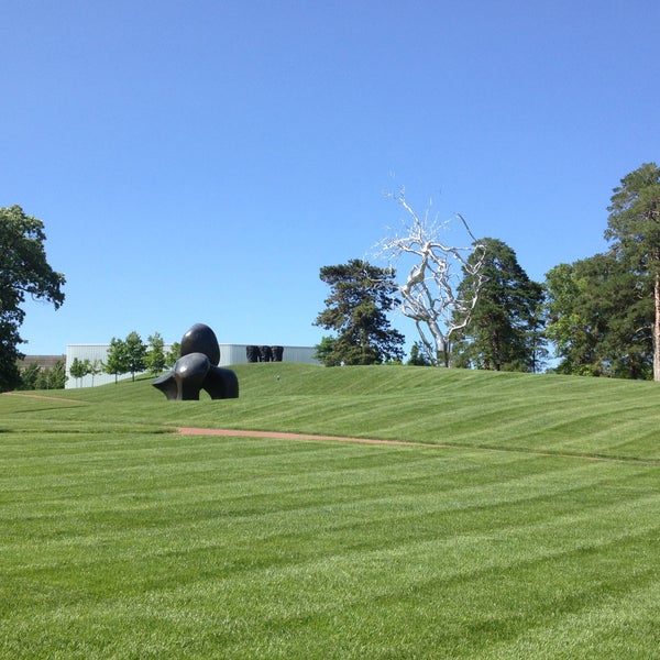 Donald J. Hall Sculpture Park - 11 tips