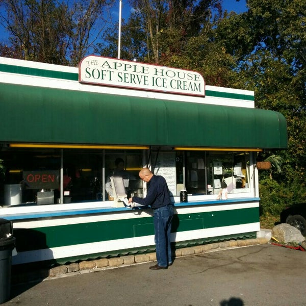 The Apple House Restaurant & Gift Shop - 51 tips