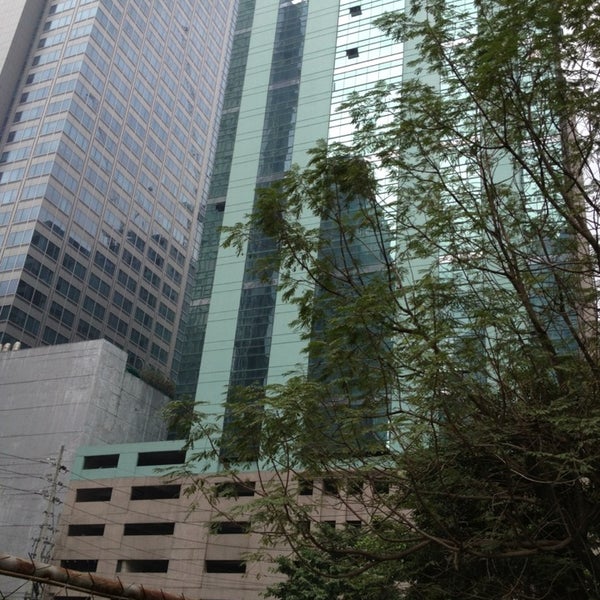 Antel 2000 Corporate Center - Bel-Air - 121 Valero St