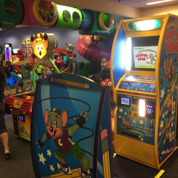 Chuck E Cheese Arcade Room